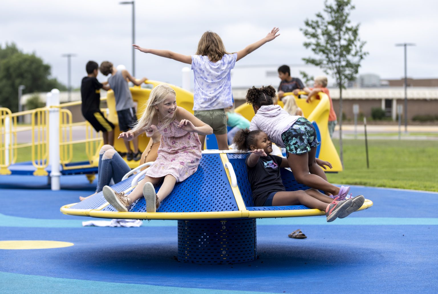 Unity® SpinR | Playground Equipment from Playworld