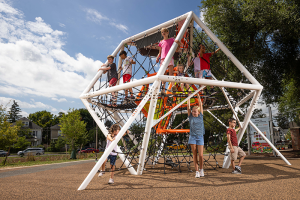 Quito® | Compact Playground Climber