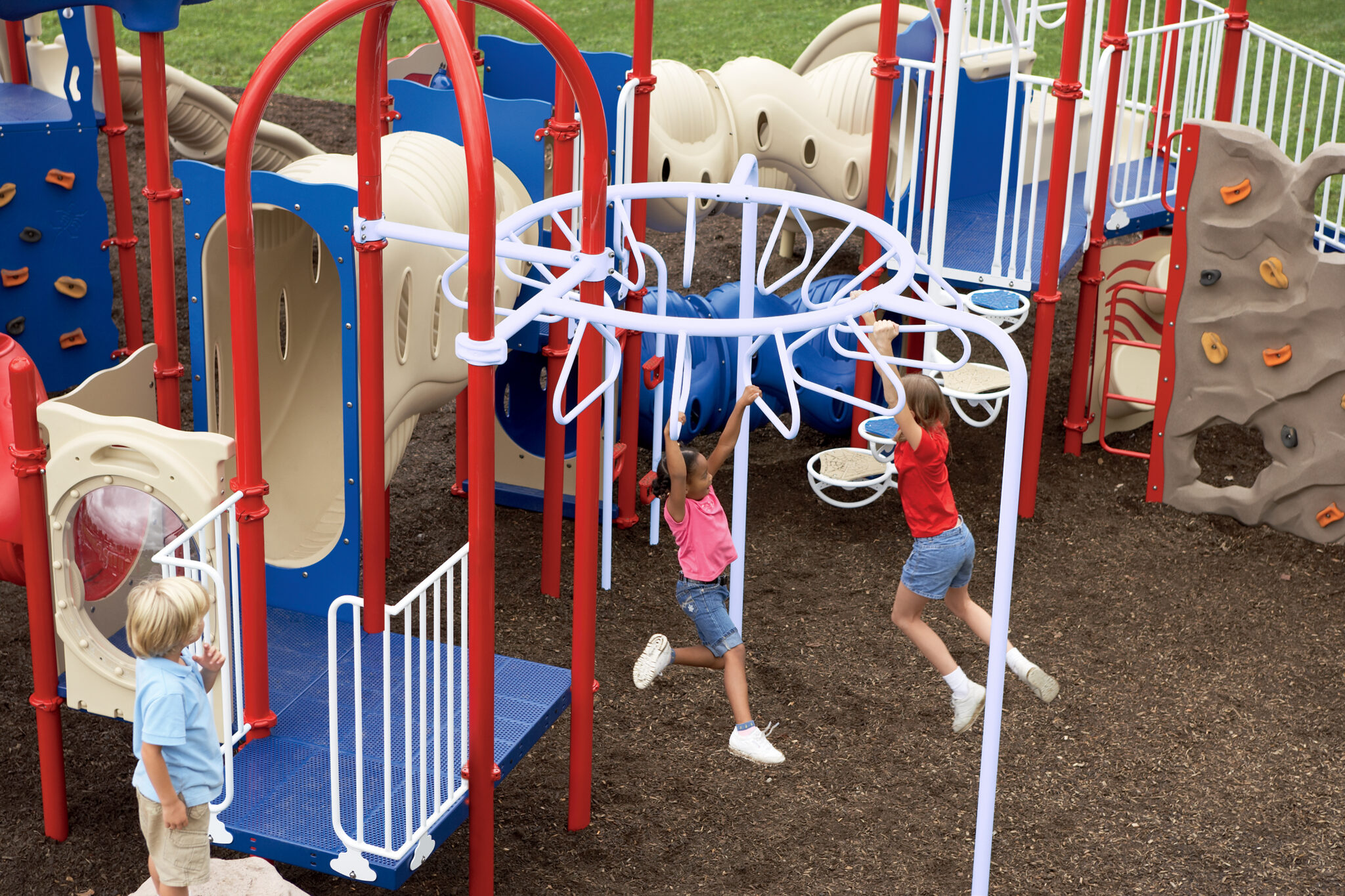 Overhead Ladder Playground Equipment | Monkey Bars Alternative | Playworld®